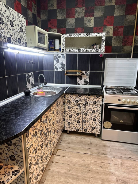 Продам 2 ком юнусабад 12 квартал