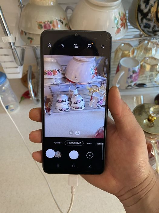 Samsung a12 64gb Black sotiladi