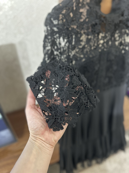 Продается платье Zara