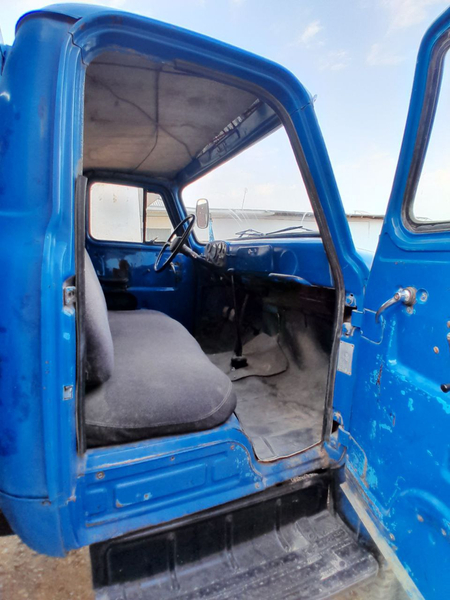 Gaz 53 sotiladi srochna