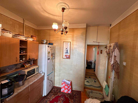 Продаётся Квартира массив куйлюк  - 5 срочно 2/4/5 - 57 m2 {kos}