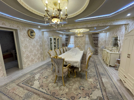 На против Mirabad Avenue продается 5ти комнатная 180м2 срочно‼️