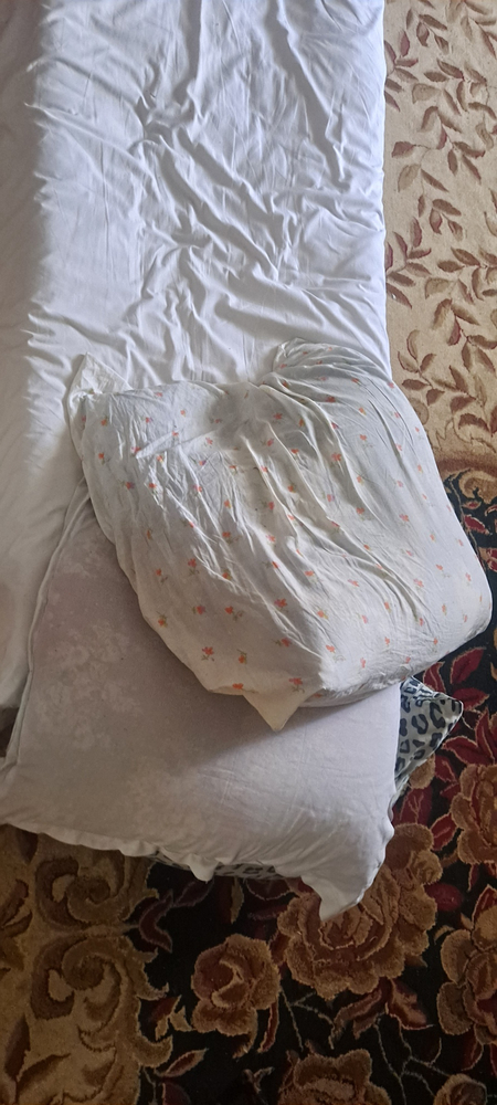 Сотилади уйди куп нарсалар. Арзонга