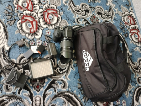 Canon 750 d sotiladi