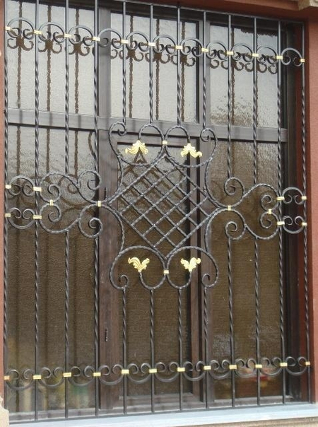 Кованые изделия на заказ: Решётки, навесы, Перила, Ограждения,