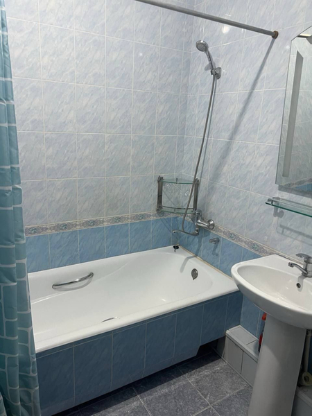 Срочно продам квартиру сергели 5 3/7/9 чистая с меб и техн 2х3 3х7 75&