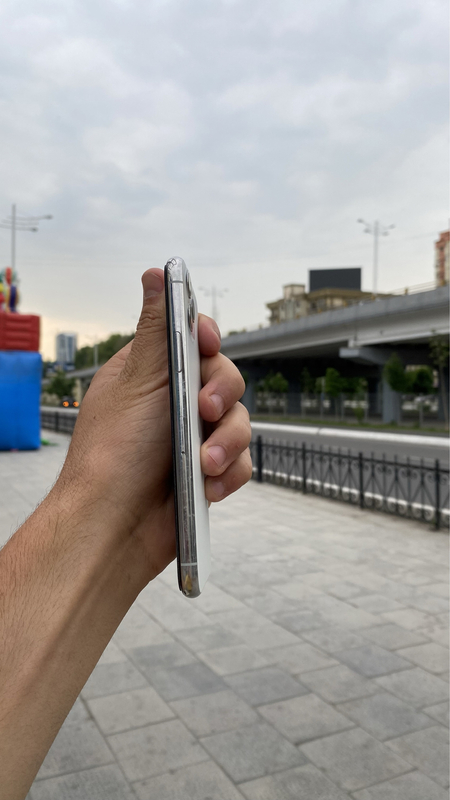 Model - Iphone 11 pro