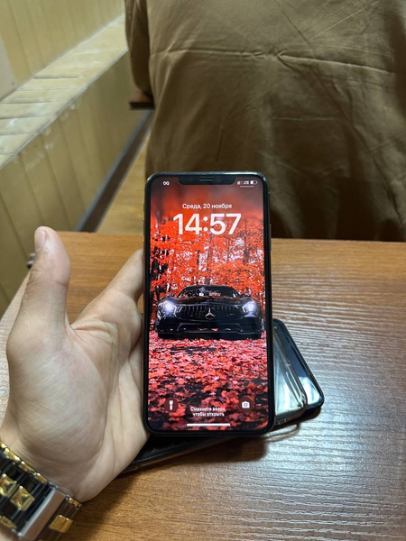 iphone xs max 82% 64gb