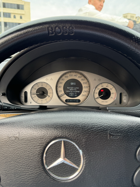 Mercades benz e240