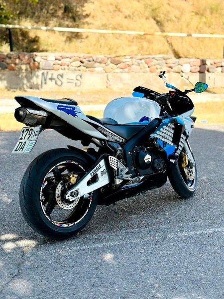 Honda cbr 600 holati zoʻr