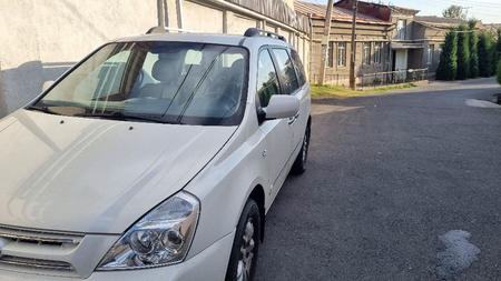 Kia Carnival бензин матор 2.7
