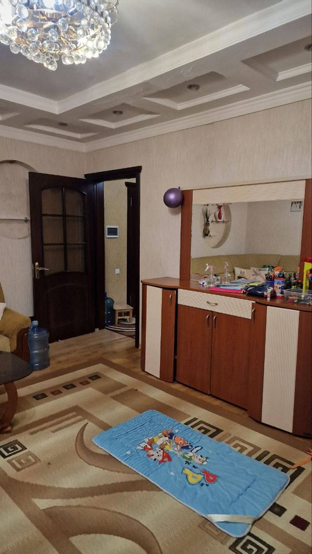 Срочно продаётся 2 ком Ц 2 Стария кансеваторя