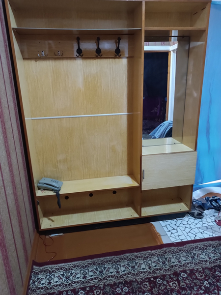 Прихожей шкаф б/у