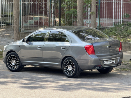 Cobalt avtamat navarotlari bilan moshina ozim iki trichili emas