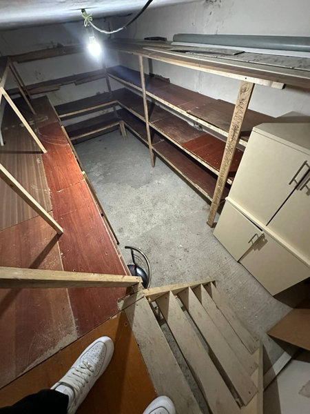 Срочно продам 2в3/1/4 ком квартиру куйлюк массив 1