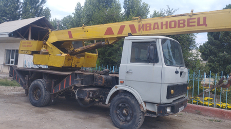 Avtokran 14 t ivonovest