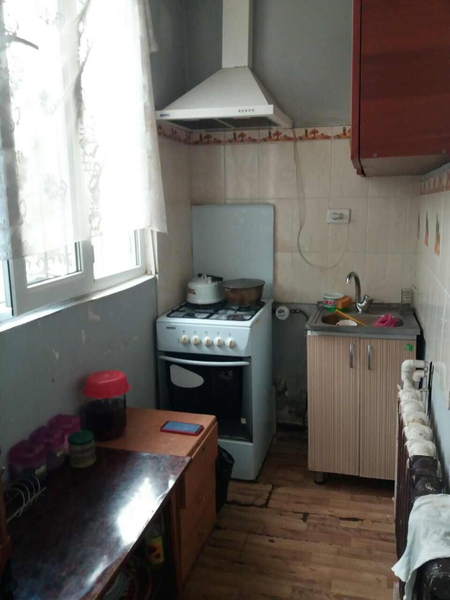 Чилонзор 17 кв метро 500 м 2/1/4 сингапур иниститут