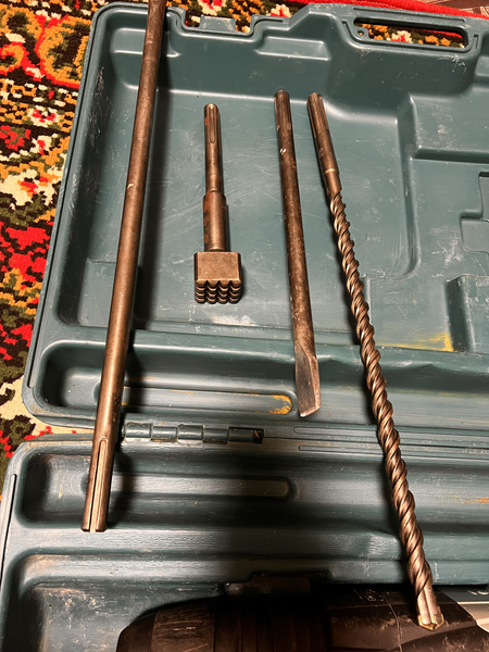 MAKITA HR4501C Adboynik