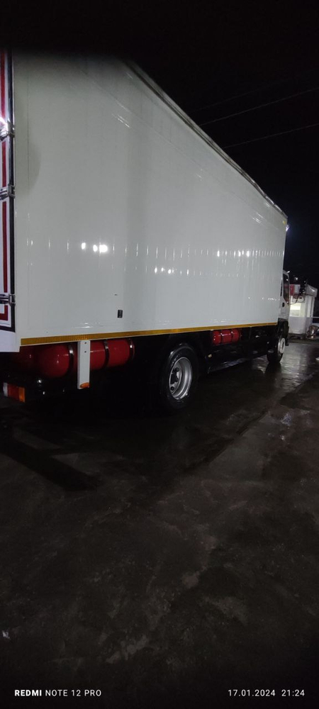 Isuzu fvr sotiladi