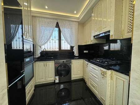 Новостройка 115 м2 в Центре 5/9/10. С Обстановкой. Кушбеги.