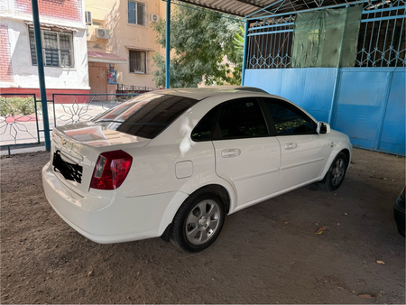 Продаю Gentra Elegant 2022 года август пробег 41000 км своя