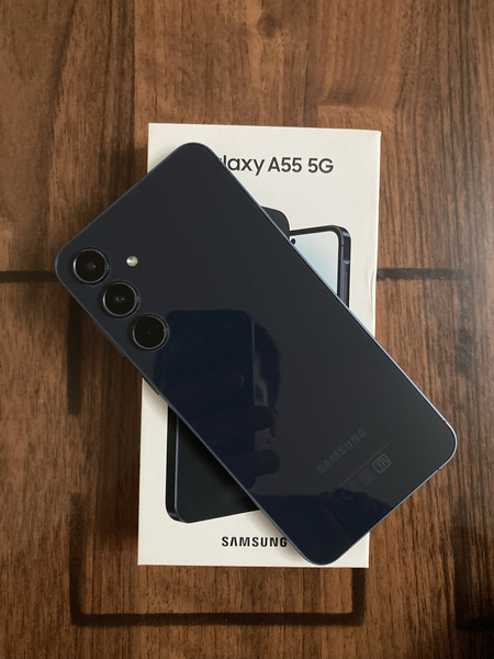 Samsung a55 srochno sotiladi