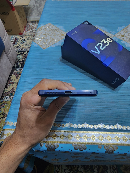 Vivo 23 e holati zoʻr 200$