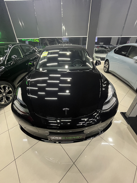 Tesla model S nalichiyeda