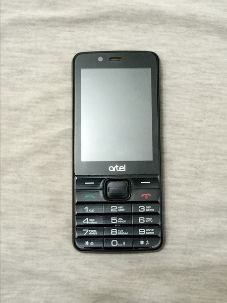 Telefon Artel x5