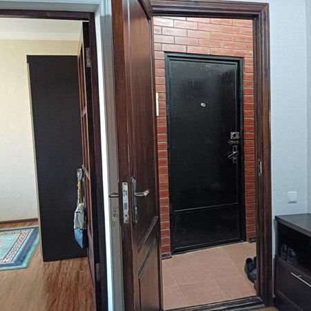 Продается 4х комн. 97,5м2 8 этаж Универсам б. (М999)