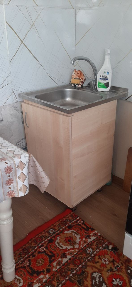 Кухонный шкаф с раковиней