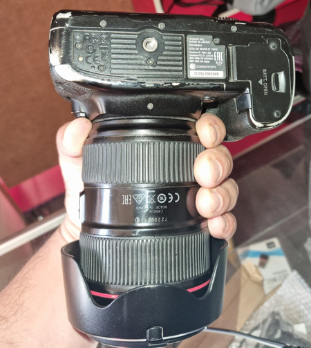 Canon 5D mark4  сотилади айби юк!