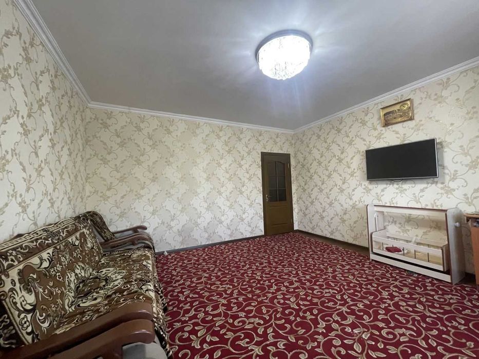 Продаётся шикарная квартира в Ташкенте 3/4/9 М Улугбек недорого(J2704)