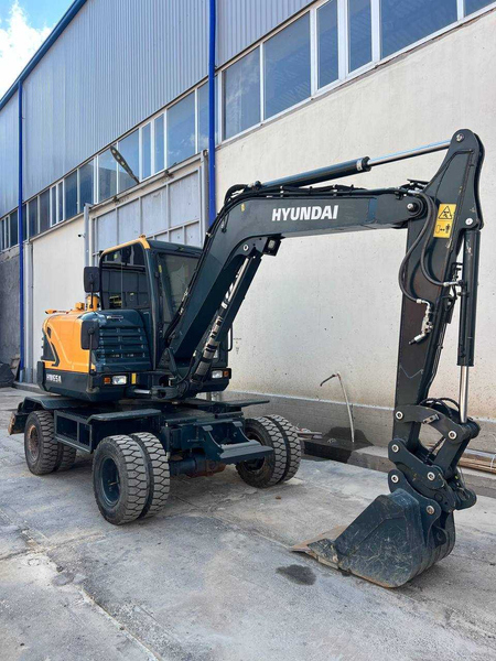 Экскаватор HYUNDAI HW65 2022