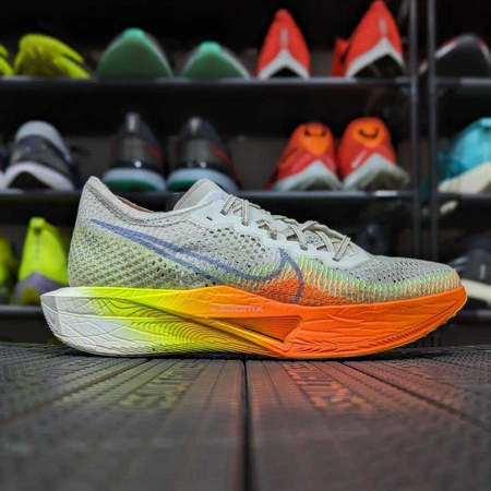 nike zoomx vaporfly next 3 кроссовки 43 рр