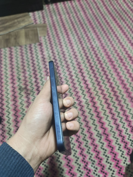 Samsung Galaxy A25 5G sotiladi
