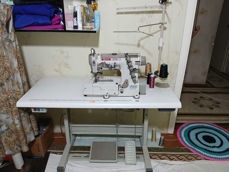 Juita JT888-FQ raspashvalka, Janome MemoryCraft350E avtomatik mashinka