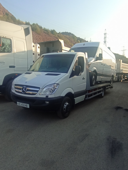 Mersedes sprinter evakuator