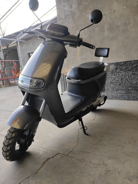 Skuter Arivo 700 Скутер Ариво 700