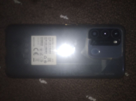 Tecno spark udar