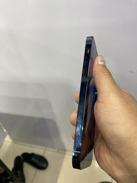 Iphone 12 pro blue