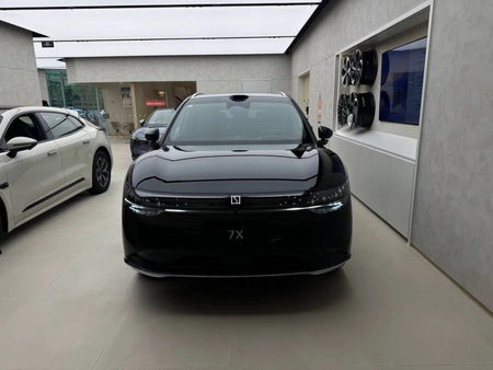Zeekr 7x AWD Smart Driving. Последняя позиция в Наличии!