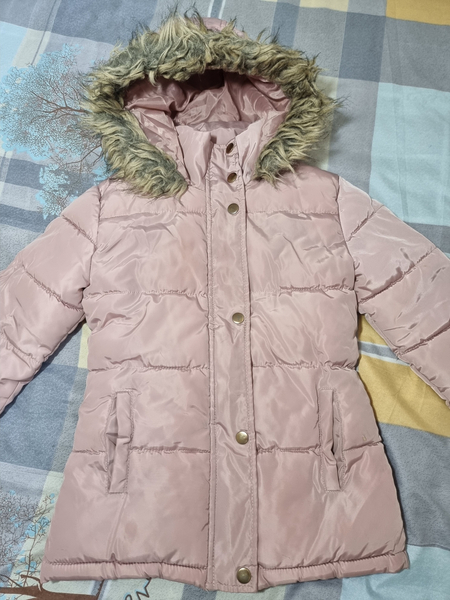 Куртка детская для девочки, подойдет на 6-8 лет