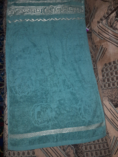 Yuz sochiqlar yangi sotiladi