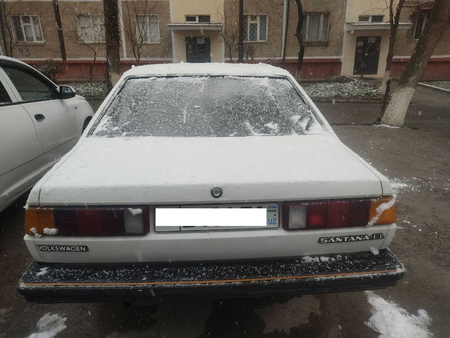 Продается автомобиль Volkswagen 1982 г. выпуска