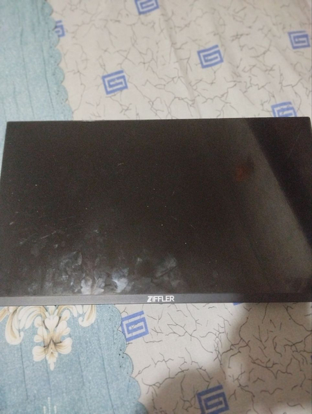 Продам монитор Ziffler R300 24