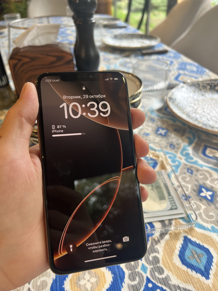 iPhone 11 pro Max 64 GB