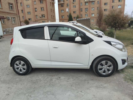 Spark sotiladi srocna