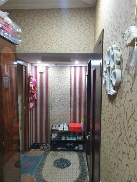 Ттз Ахмад Югнакий продаётся квартира 2/2/5 можно под ипотеку