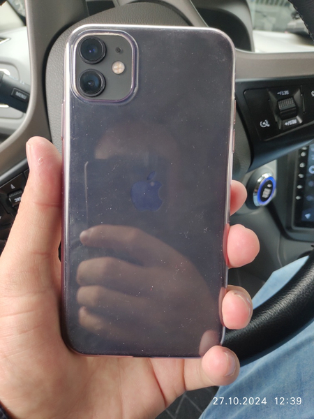 Iphone 11 yangi hali 2 oy ishlatilgan 98 yomkost ideal holatda laminat